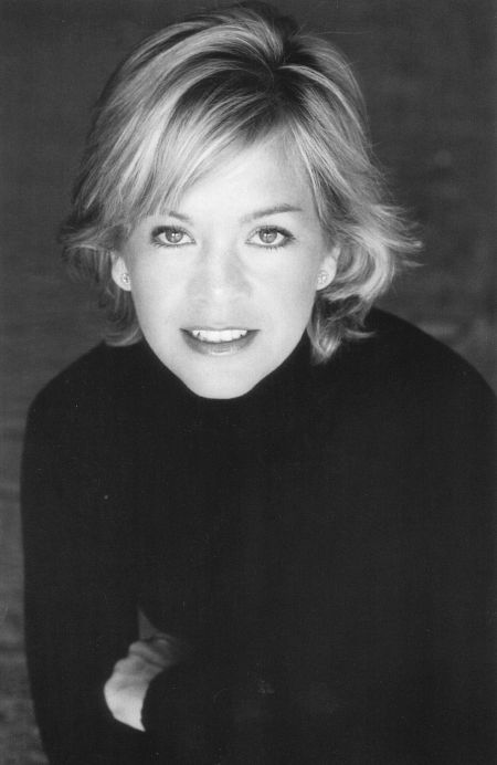 Ellie Cornell picture