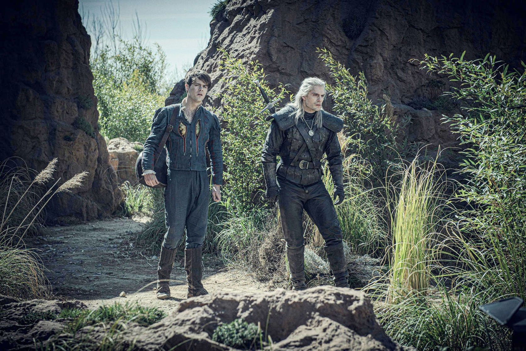 Jaskier (Joey Batey) picture