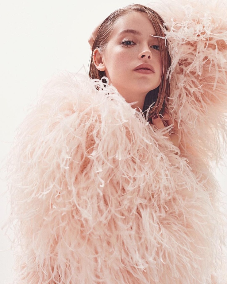 Elizabeth Stuart image