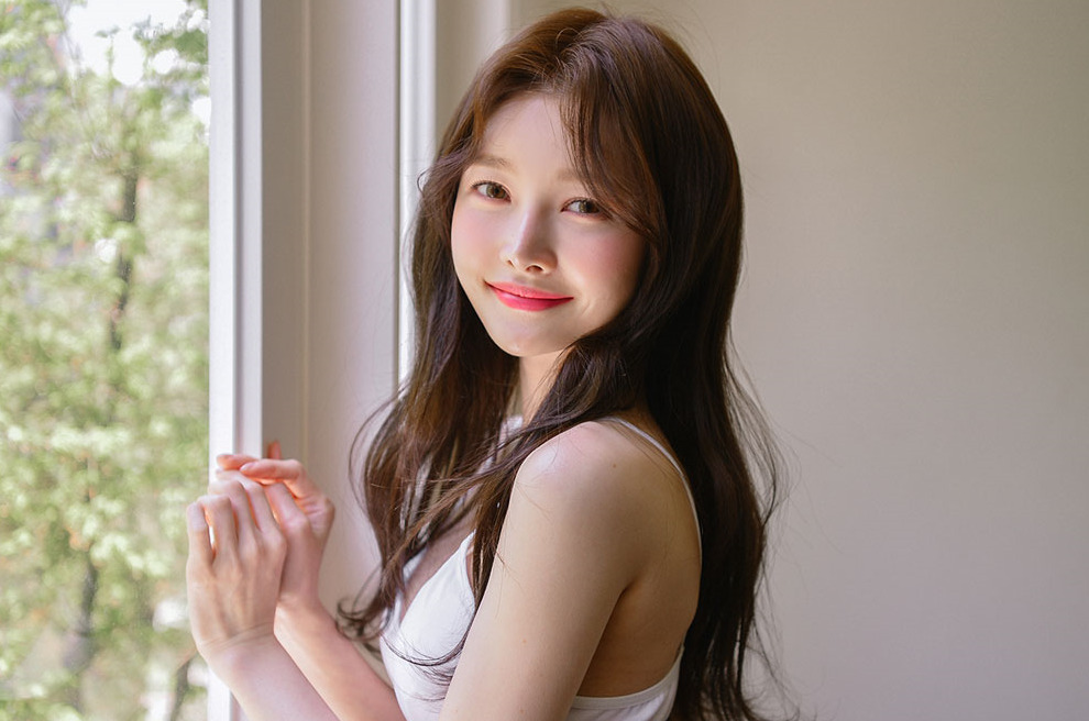 Kim Hee Jung image