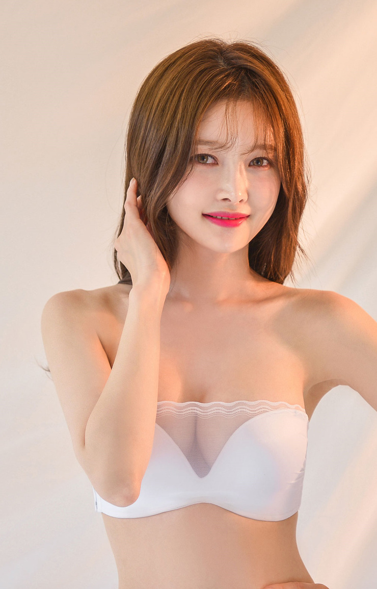 Picture of Kim Hee Jung