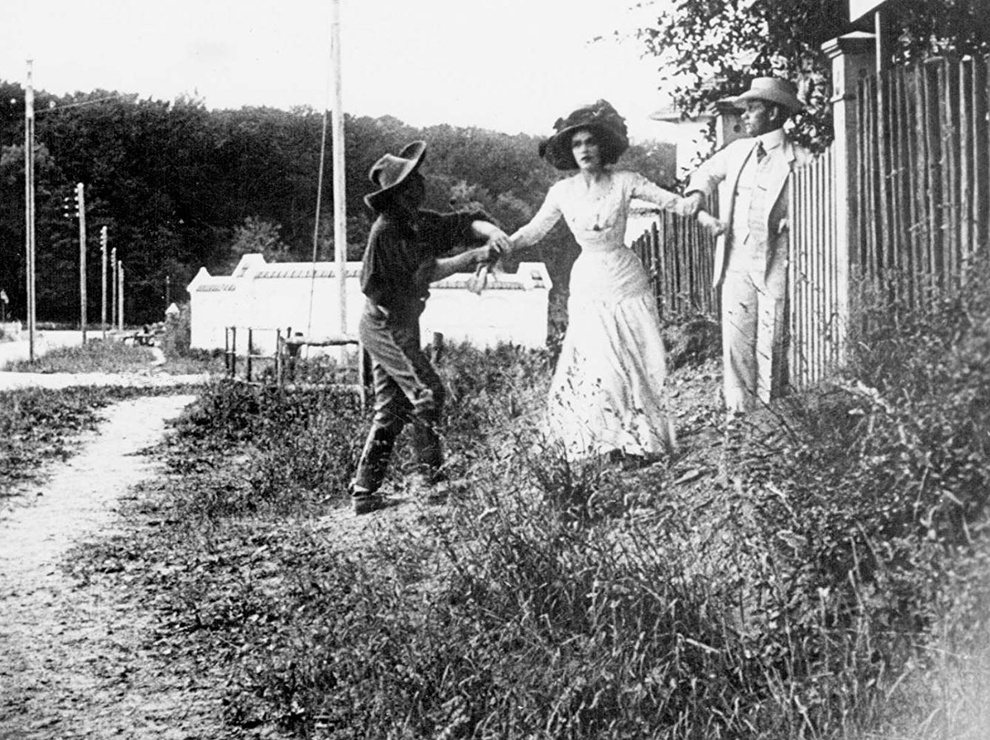 Picture of The Abyss (The Woman Always Pays)