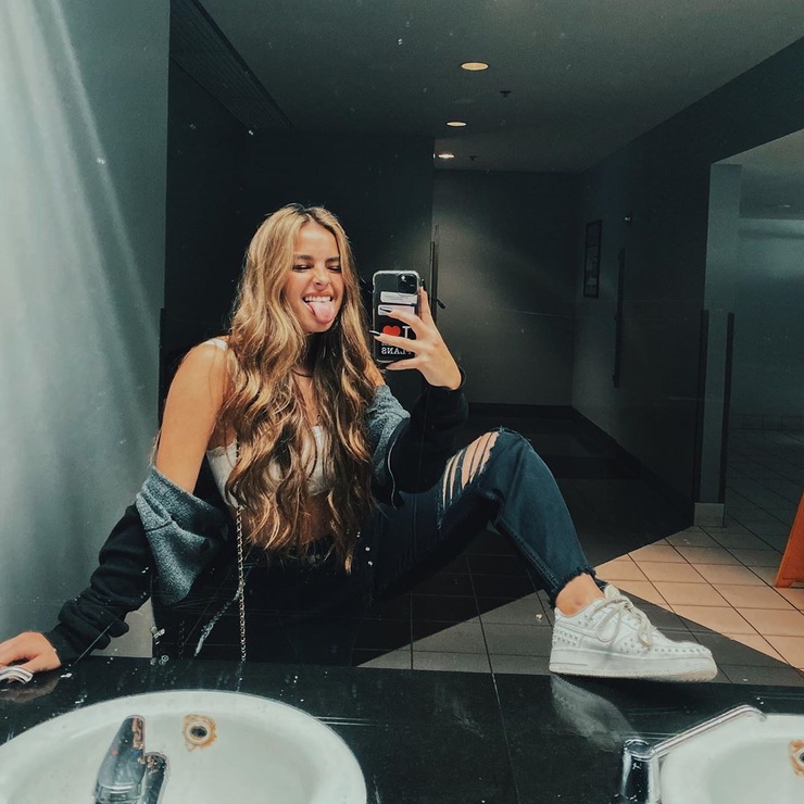 Picture of Addison Easterling