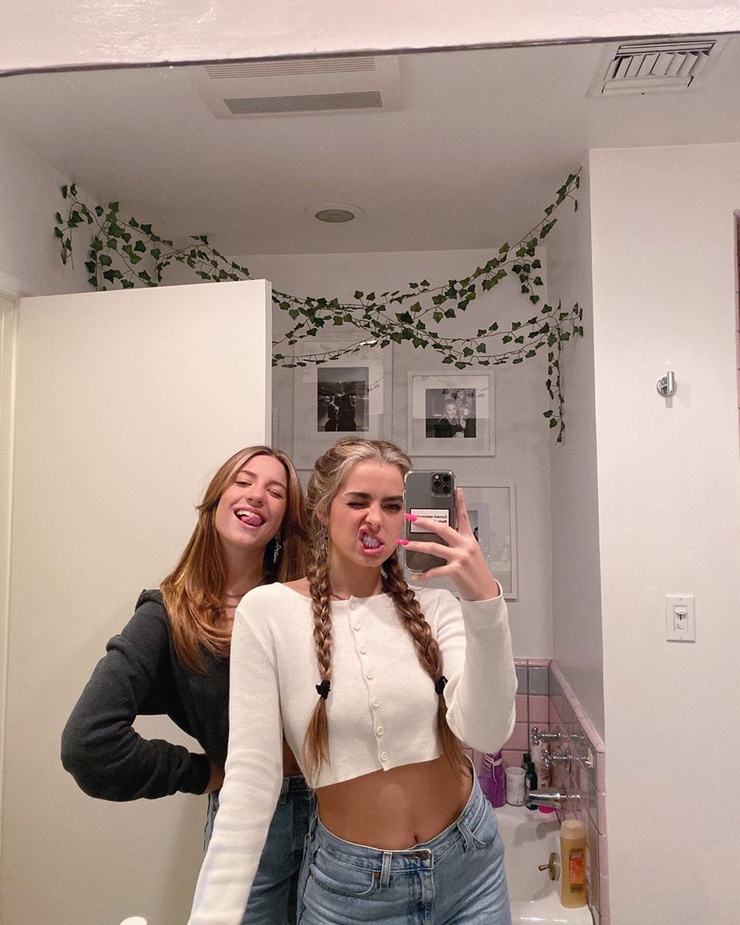 Picture of Addison Easterling