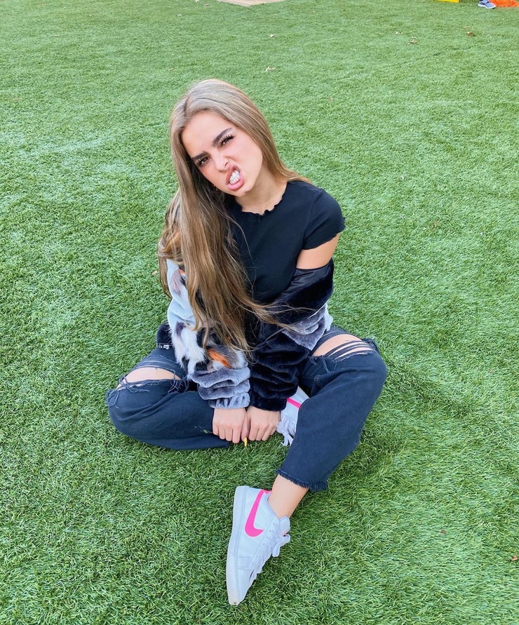 Picture of Addison Easterling