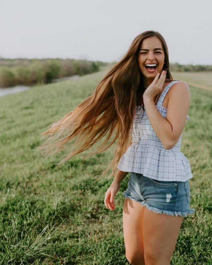 Addison Easterling image