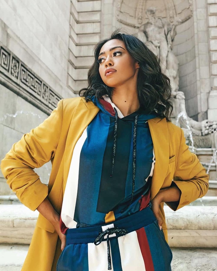 Picture of Bella Harris