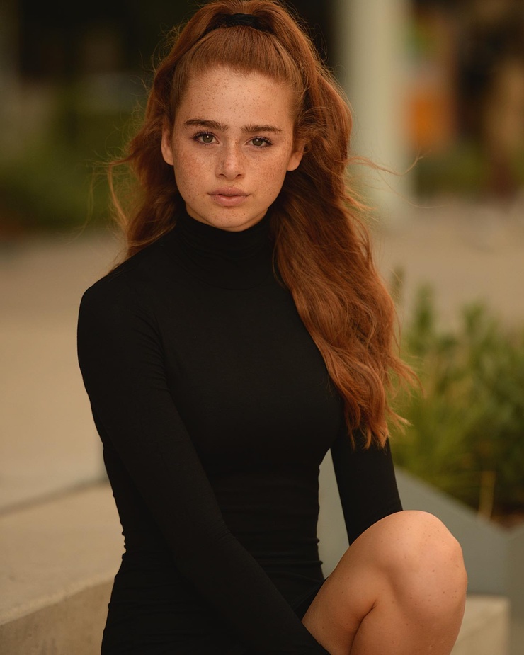 Image of Chloe Melton