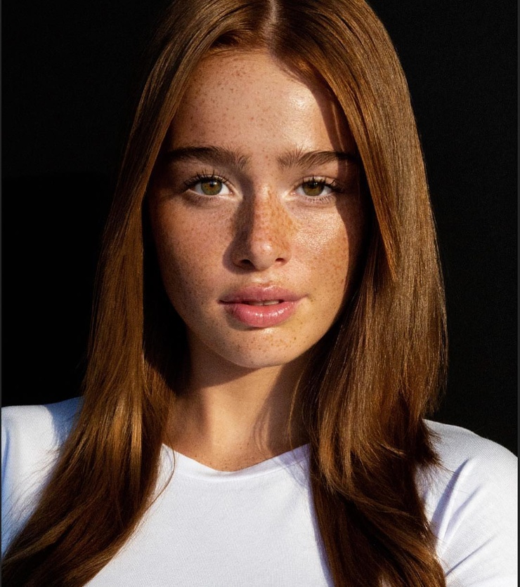 Picture of Chloe Melton