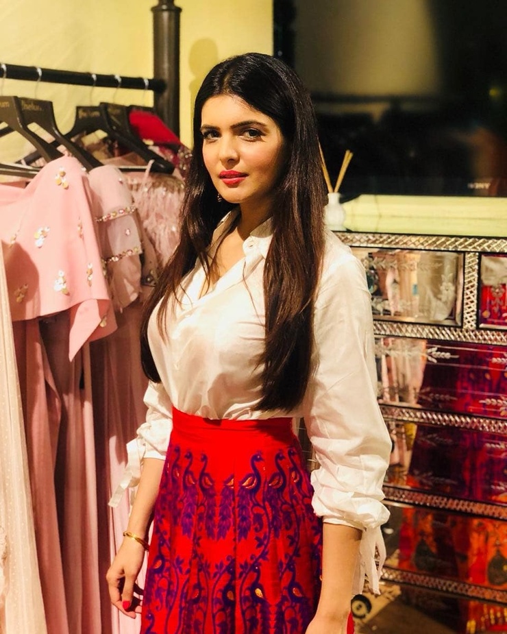 Picture of Ihana Dhillon