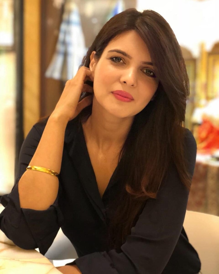 Picture of Ihana Dhillon