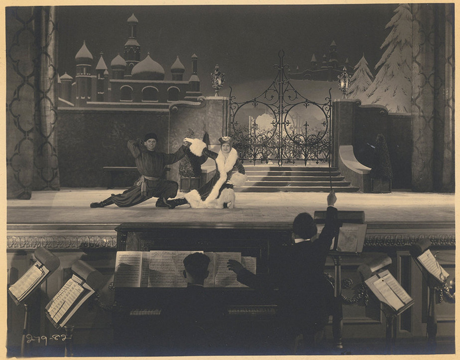 Picture of Upstage