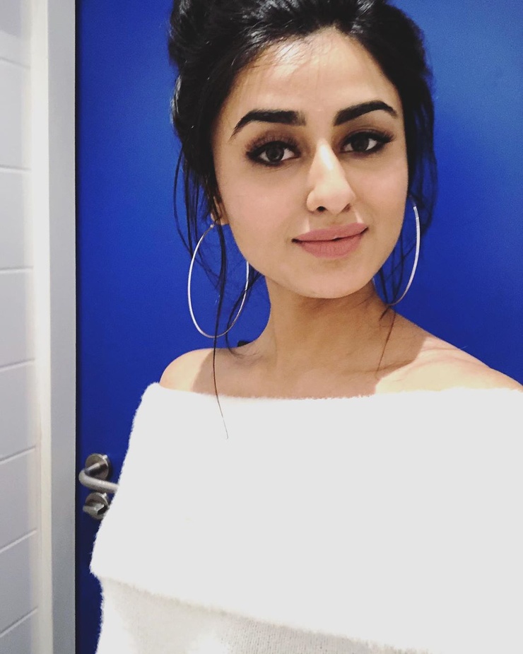 Garima Parihar picture