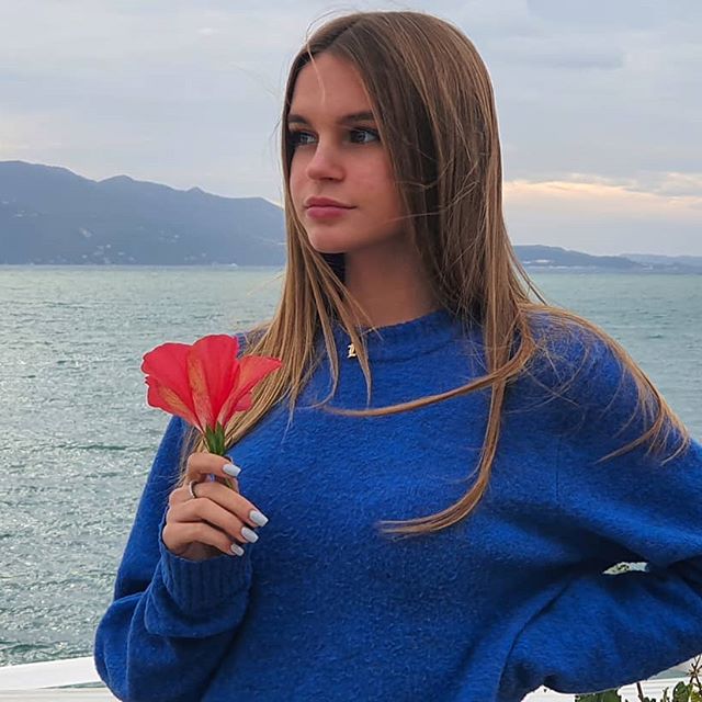 Picture Of Loresa Hamitaj