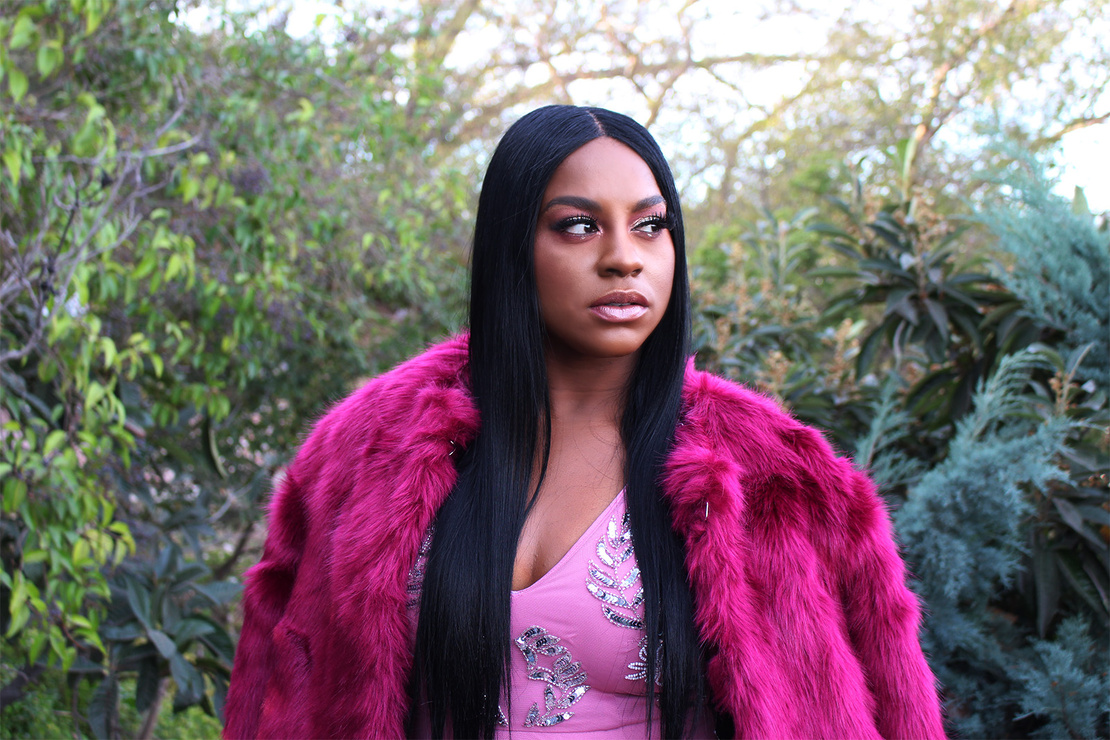 Picture of Ester Dean