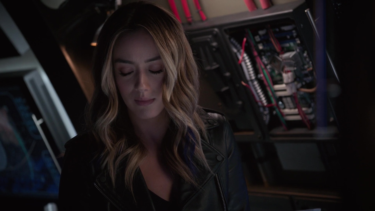 Picture of Chloe Bennet