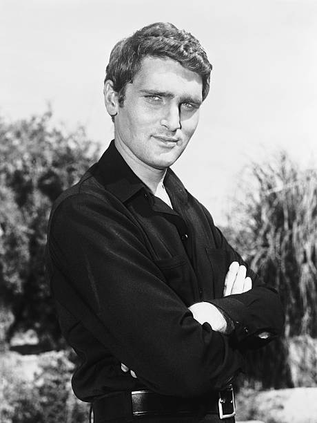 Robert Wolders