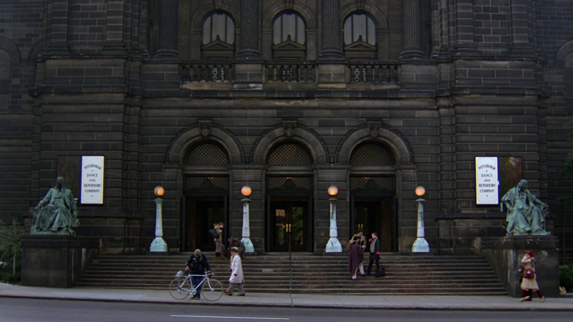 Flashdance (1983) image