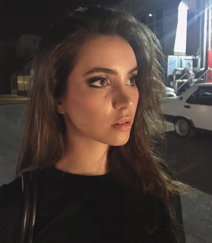 Picture of Almila Ada