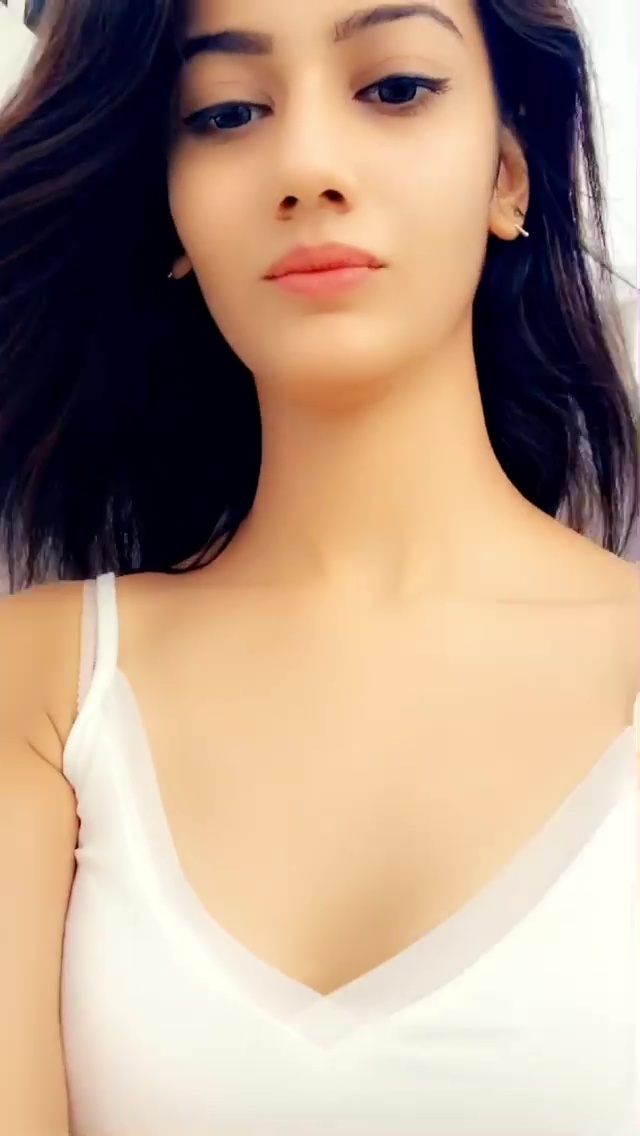 Picture of Pooja Solanki