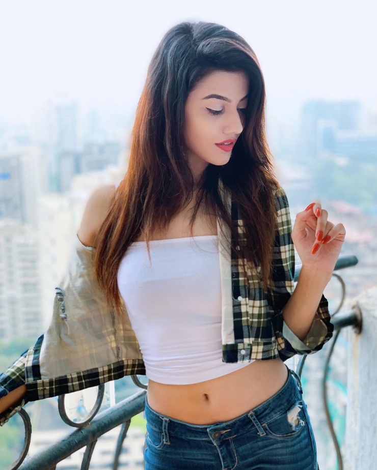 Picture of Pooja Solanki