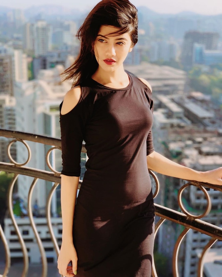 Pooja Solanki picture