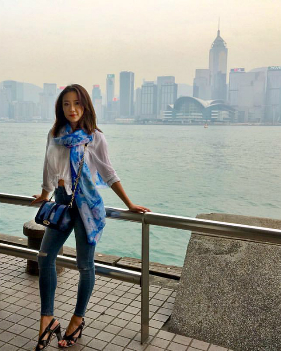 Angela Zhou picture