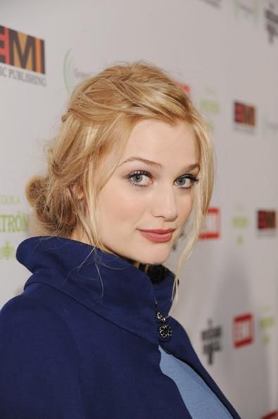 Picture of Alison Sudol