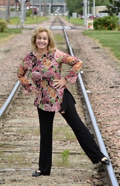 Picture of Sharon Farrell