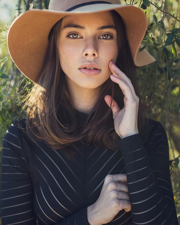 Laneya Grace picture