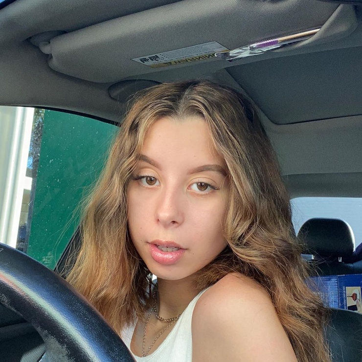 Image of Ariana Renee