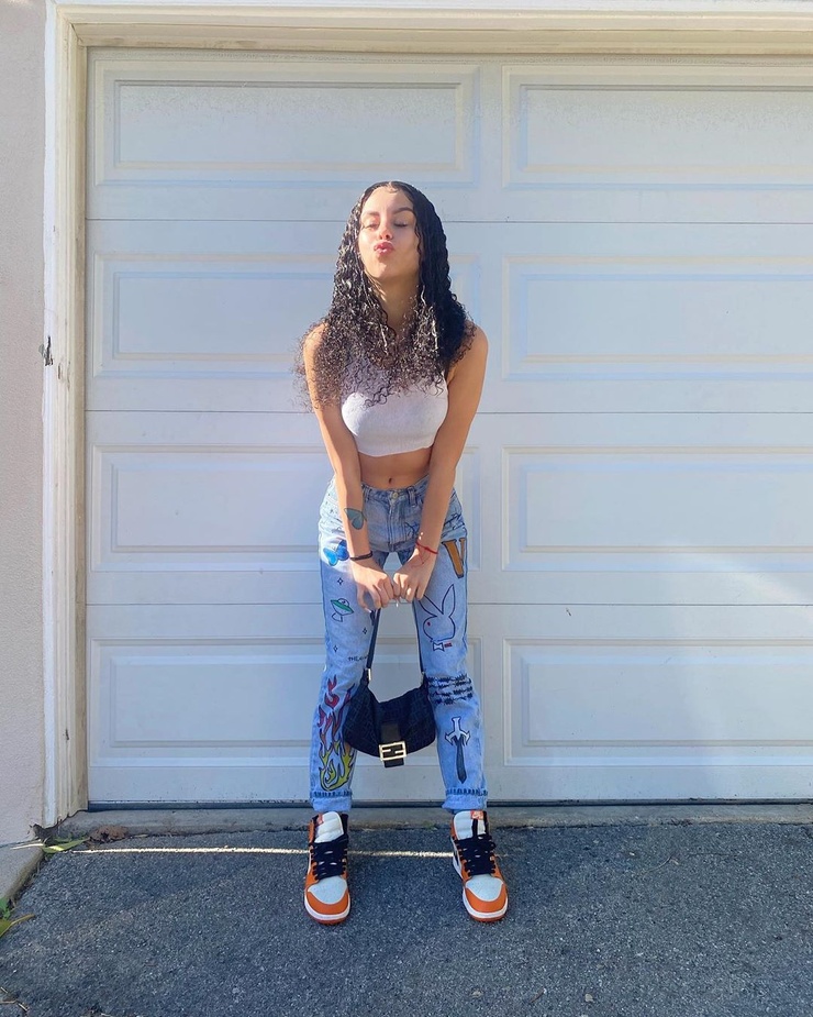 Picture of Ariana Renee