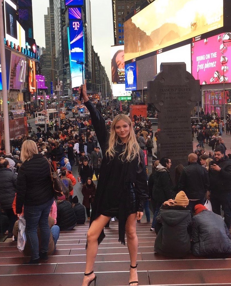 Picture of Freya Allan