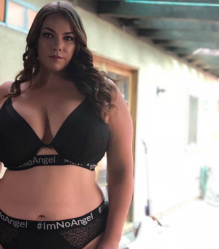 Ashleigh Dunn picture