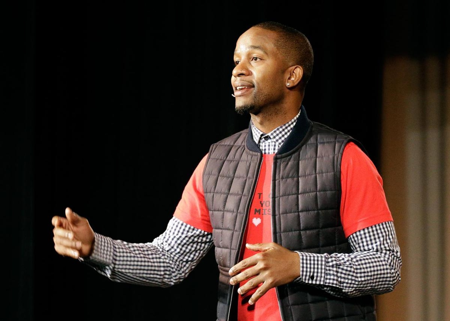 Picture of Wade Davis (American football)