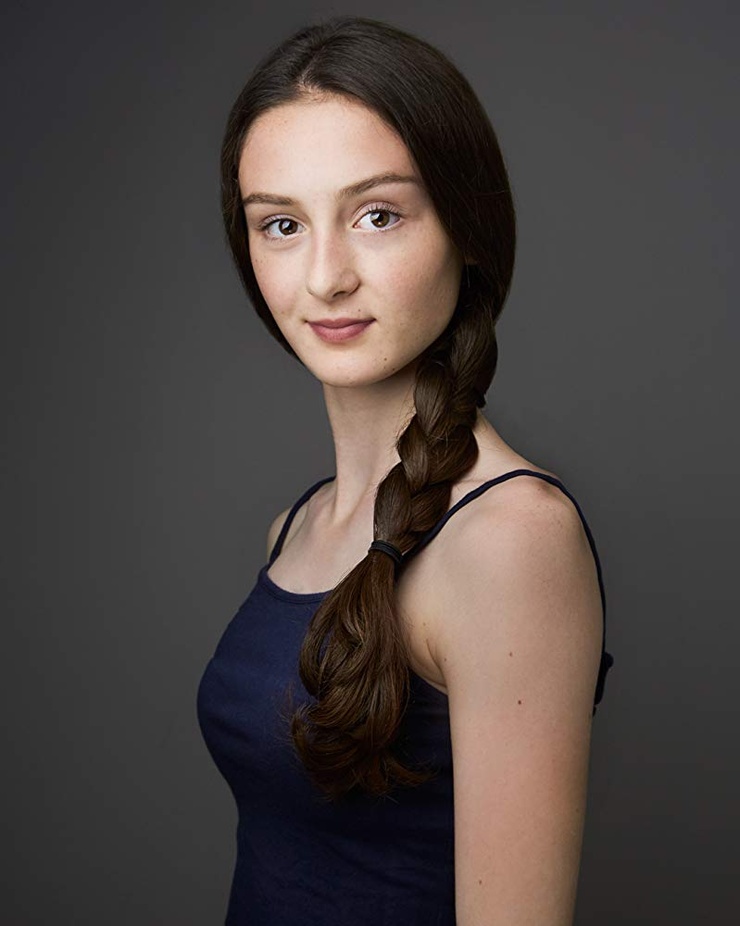 Hollie Burgess picture