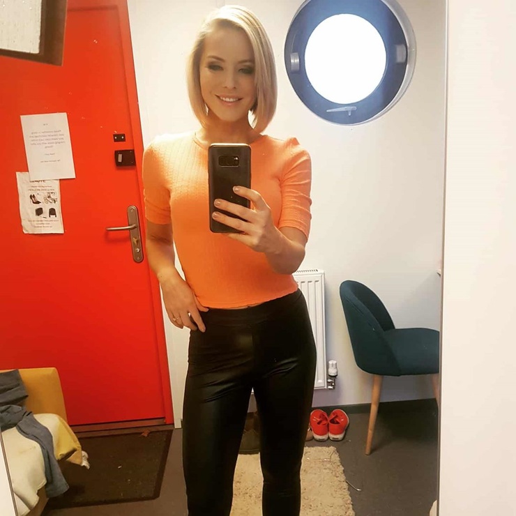 Picture of Stephanie Waring