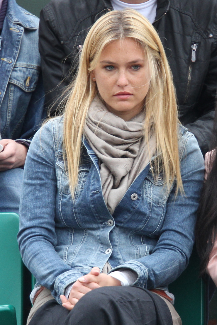 Picture of Bar Refaeli