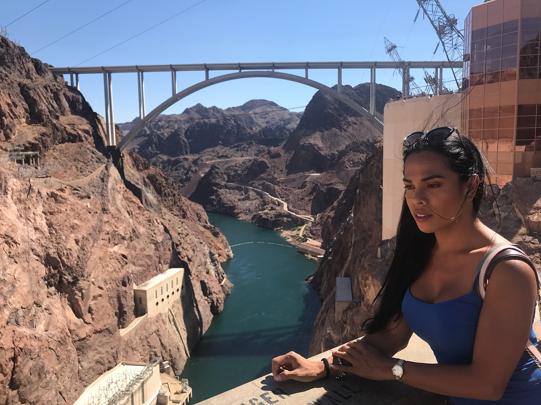 Picture of Nikki Raven