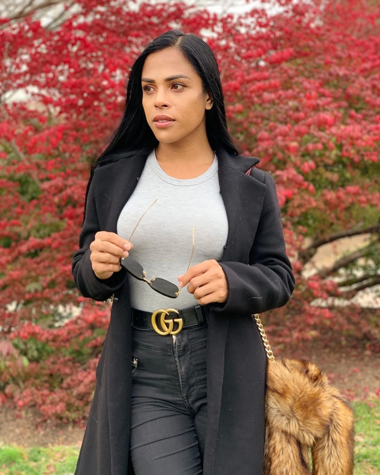 Picture of Nikki Raven