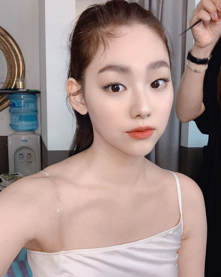 Kang Mina picture