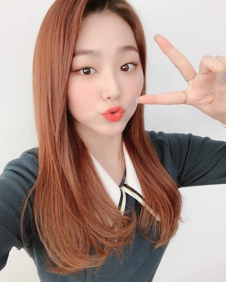 Picture of Kang Mina