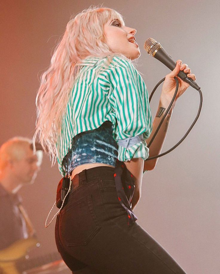 Picture of Hayley Williams