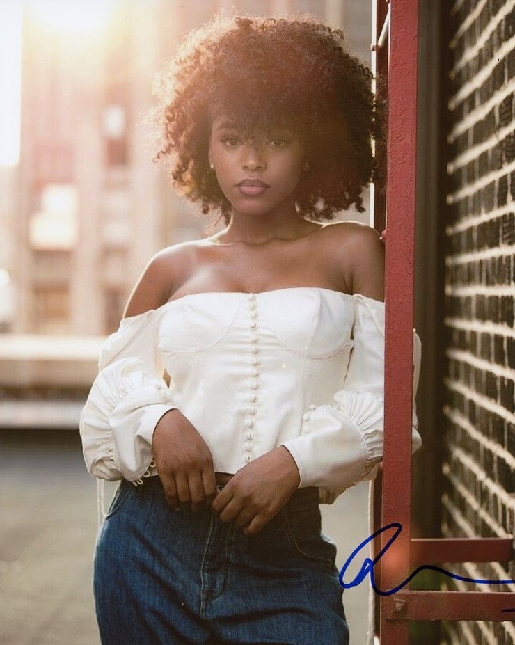 Picture of Lovie Simone