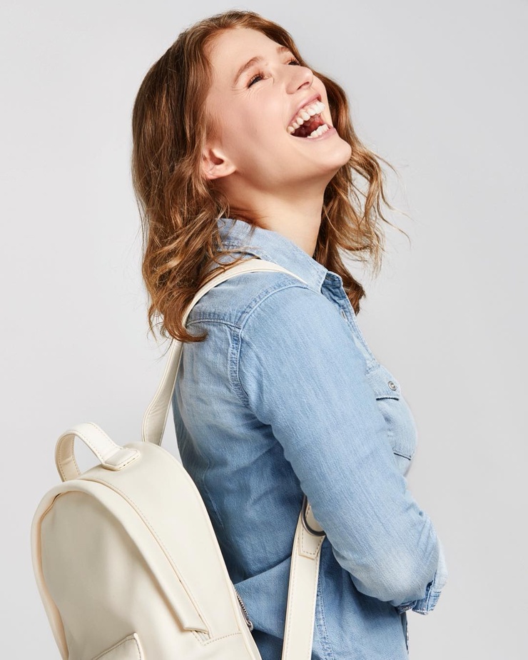 Picture of Alexandra Beaton