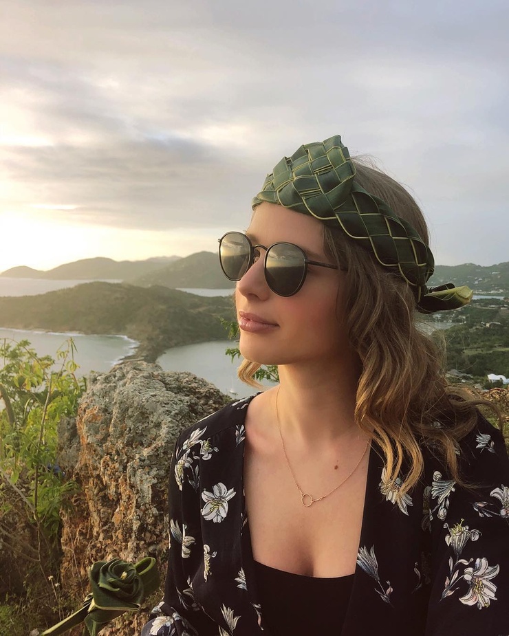 Picture of Alexandra Beaton