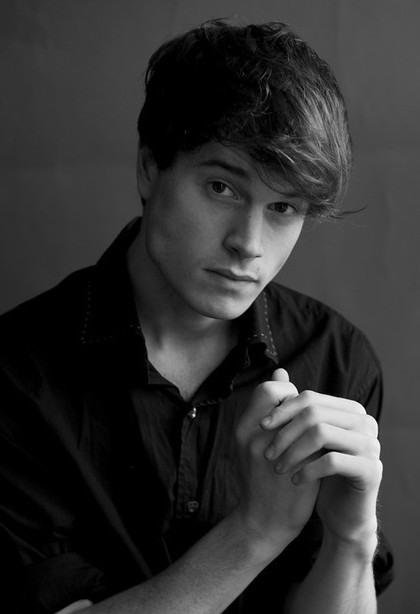 Laurie Calvert picture