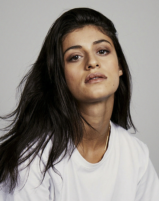 Picture of Anya Chalotra