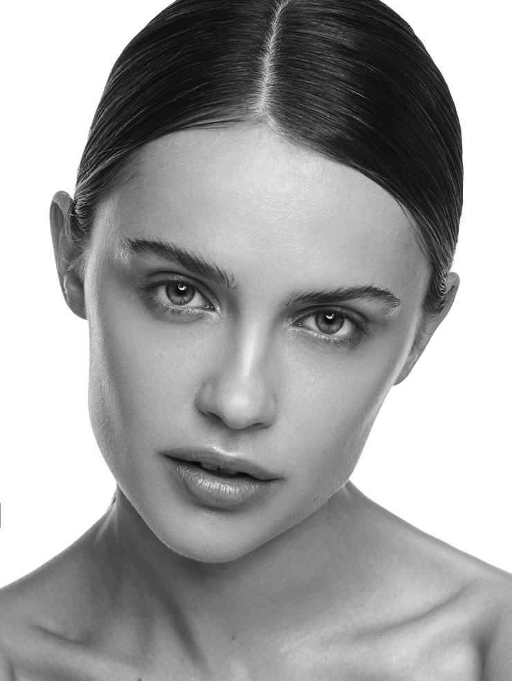 Picture of Anna Zaton