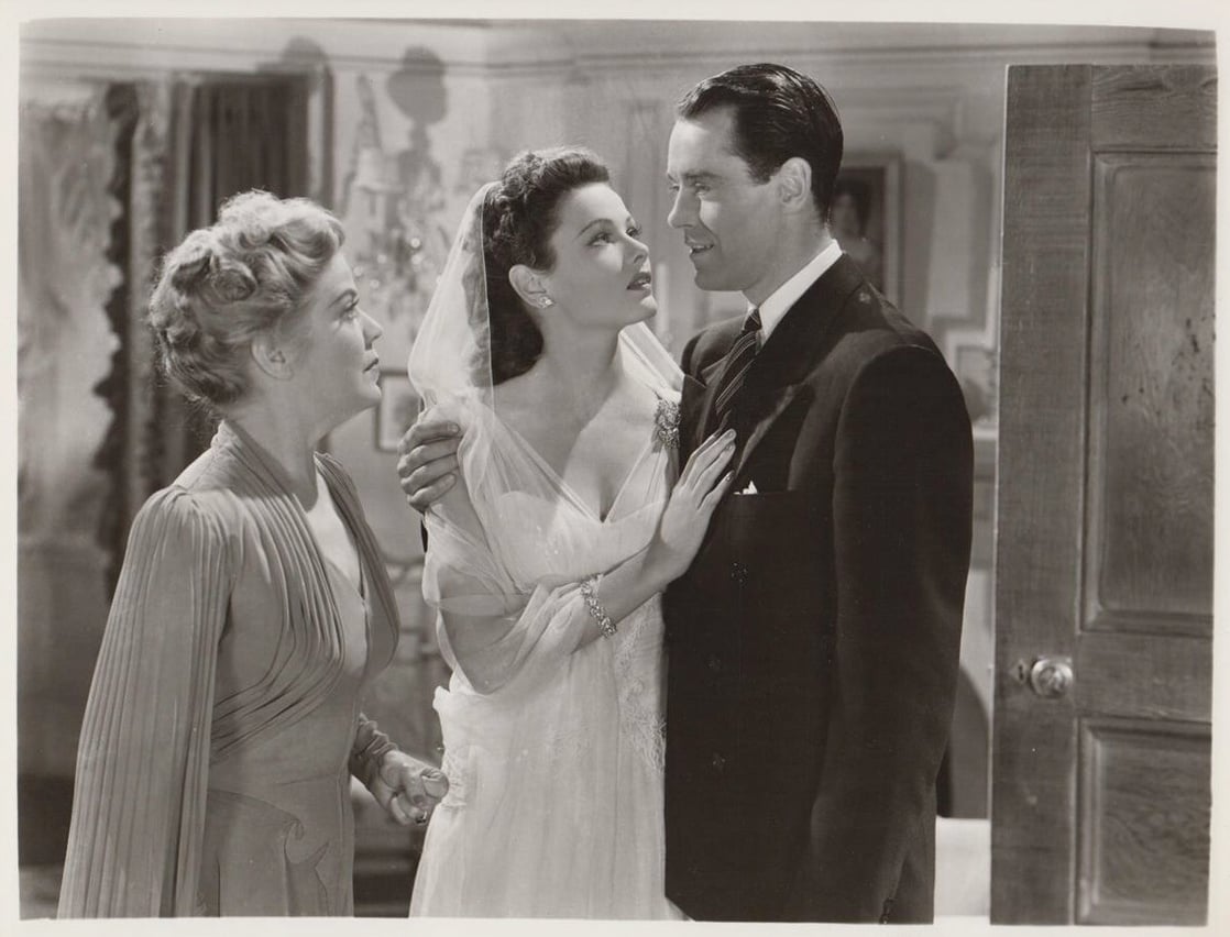 Spring Byington, Gene Tierney, Henry Fonda